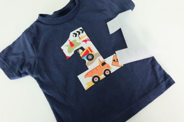 DIY Appliquéd Number Birthday Shirt Sewing Tutorial- 15 Minute Sewing ...
